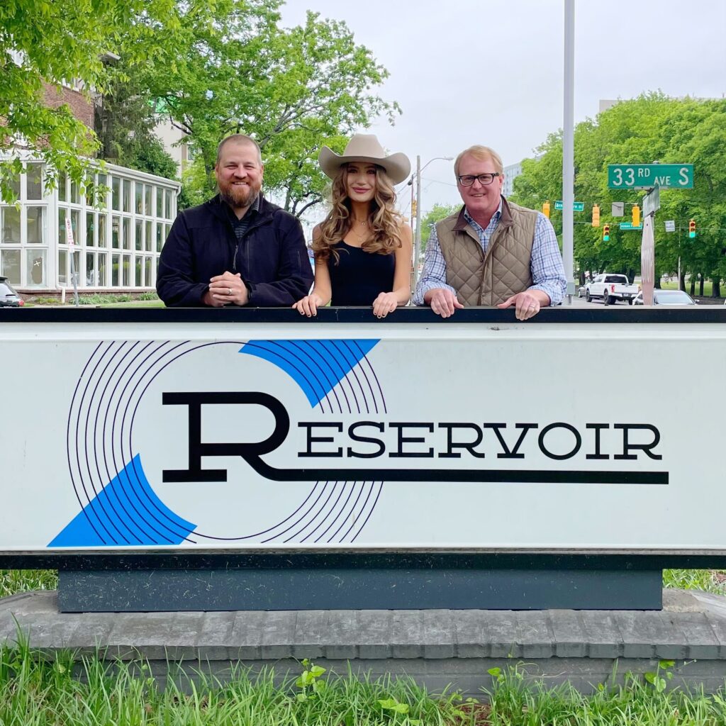 Reservoir Media - RESERVOIR ANNOUNCES PUBLISHING DEAL WITH COUNTRY ...