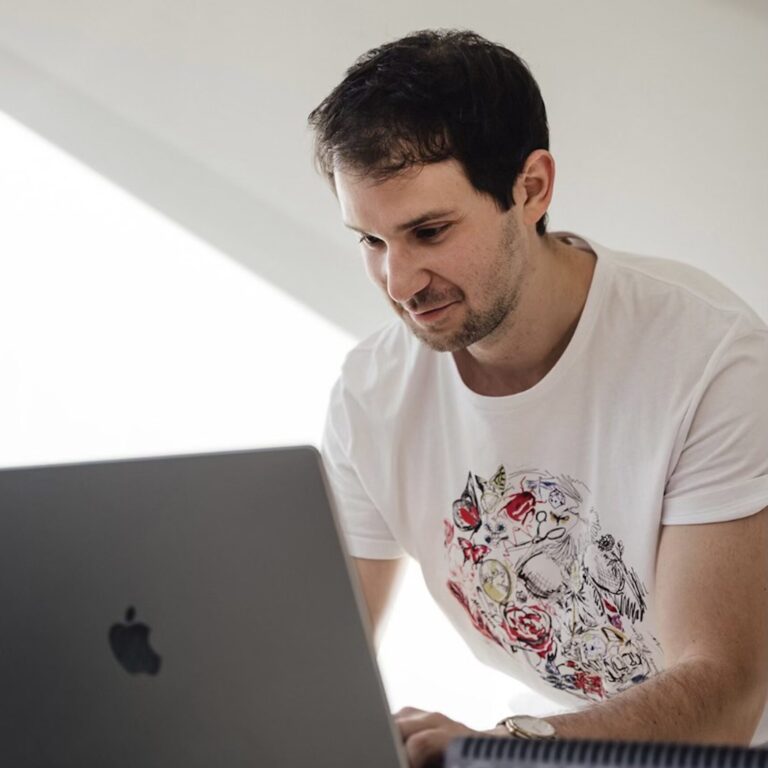 Aaron Zuckerman - Reservoir Media